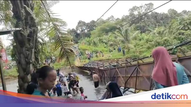 Kesaksian Korban Jembatan Putus Wisata Sungai Malus: Kelebihan Muatan!