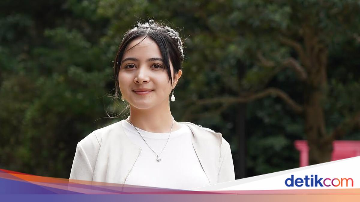 Bulan Sutena Klarifikasi Diduga Video Syur Mirip Dirinya