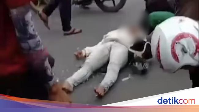 Pemotor di Lubuklinggau Tabrak Truk Parkir hingga Tak Sadarkan Diri