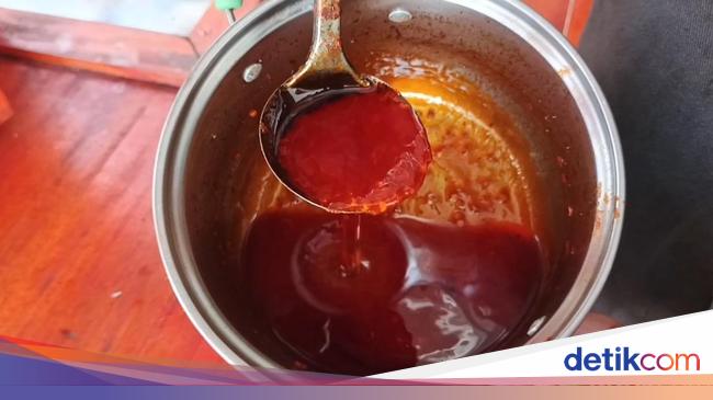 Siasat Pedagang Bakso Agar Sambal Tetap Pedas Meski Harga Cabai Mahal