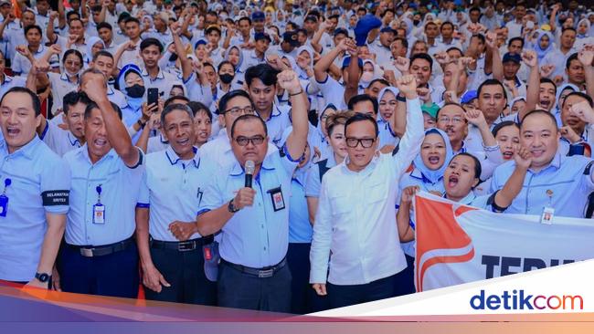 Wamenaker Datangi Lagi Sritex, Pastikan Tak Ada PHK!