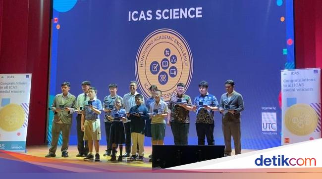 80 Siswa Terbaik Indonesia Dianugerahi Medali Emas ICAS 2024