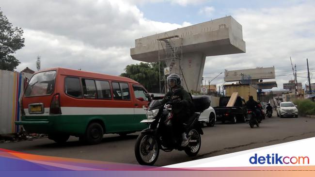 Melihat Progres Pembangunan Flyover Nurtanio Bandung