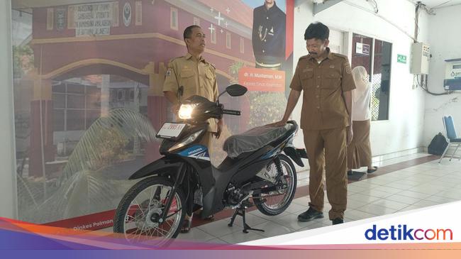 Hadiah Motor Matik Ditarik Lagi, Bidan Teladan Polman Kini Dapat Motor ...
