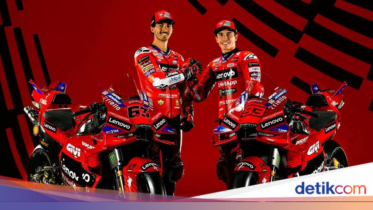 Menyala! Marquez Perdana Pakai Seragam Merah di Launching MotoGP Ducati ...