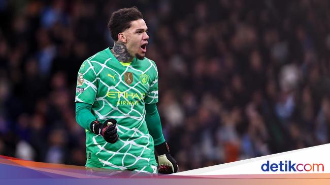 Manchester City yang Mulai Gerak Cari Kiper Pengganti Ederson
