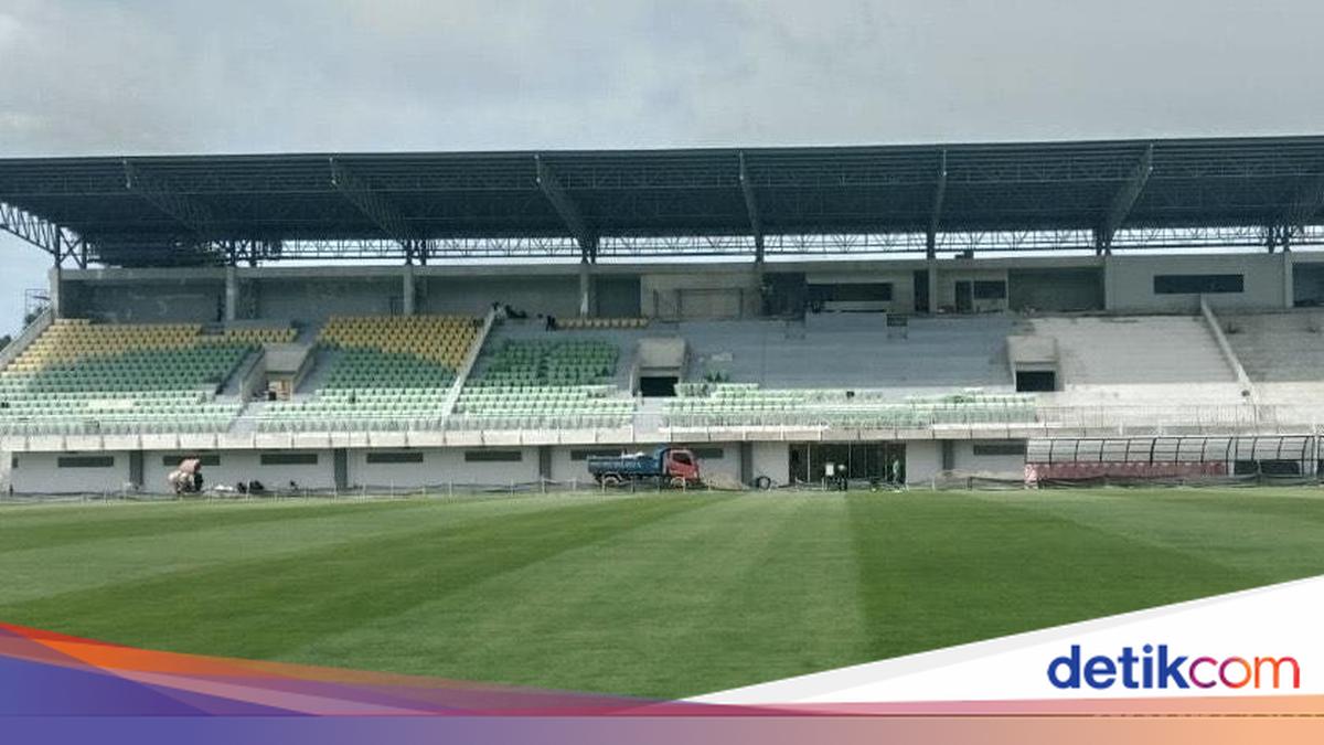 Atap Tribun VIP Stadion BJ Habibie Markas PSM Sudah Terpasang, Kursi ...