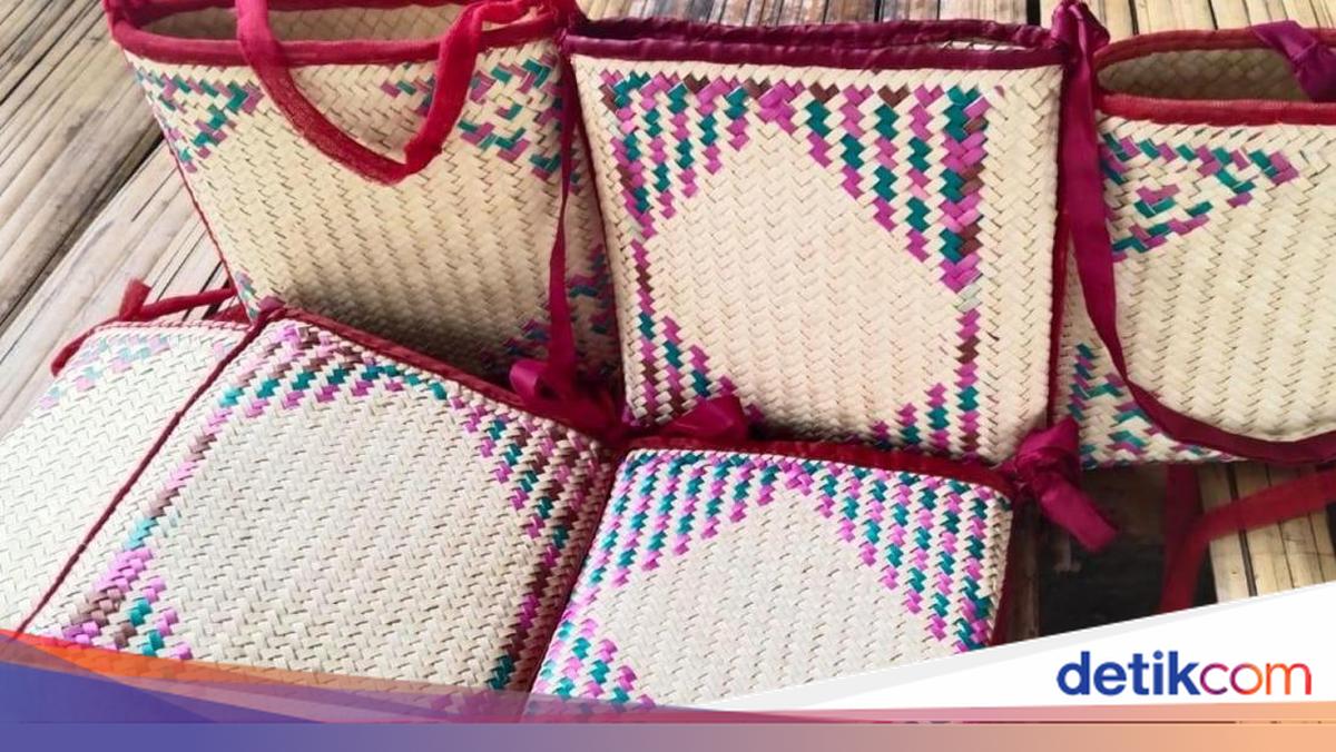 Mengenal Tas Bere, Cenderamata Khas Nagekeo NTT