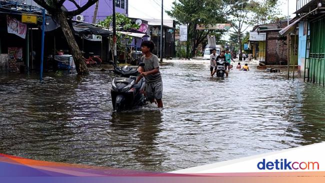 Sejumlah Desa di Sayung Demak Kebanjiran, Ratusan Rumah Tergenang