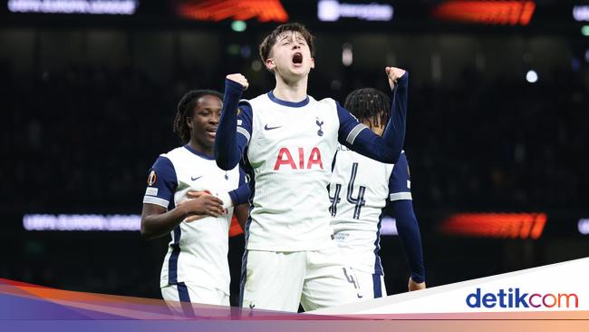 Mikey Moore, Pemuda 'Ajaib' Milik Tottenham Hotspur