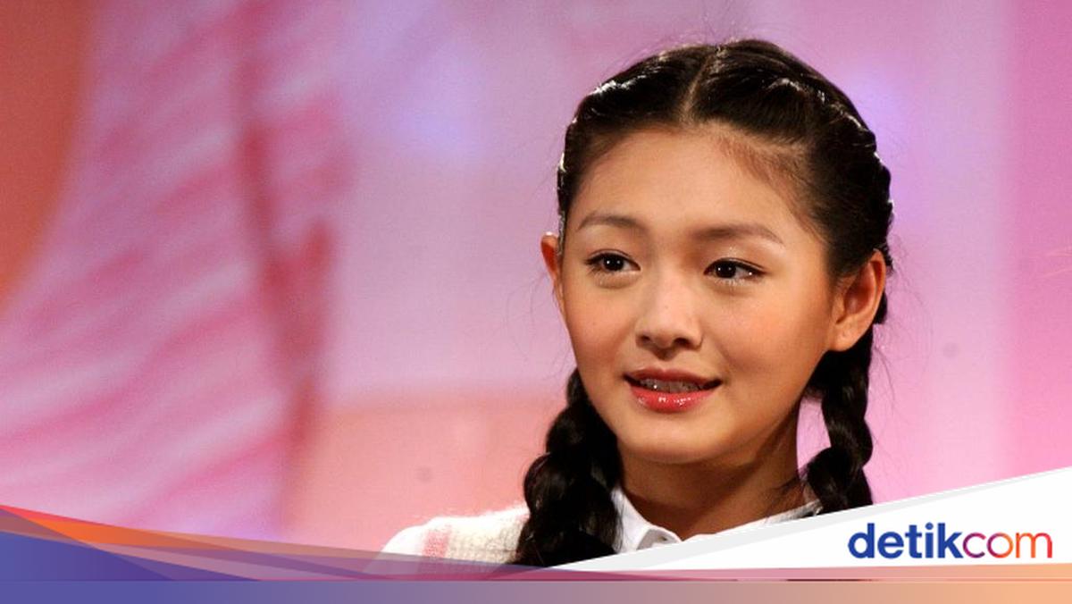 8 Potret Barbie Hsu, Si 'Shan Cai' yang Jadi Ikon Budaya Pop Asia