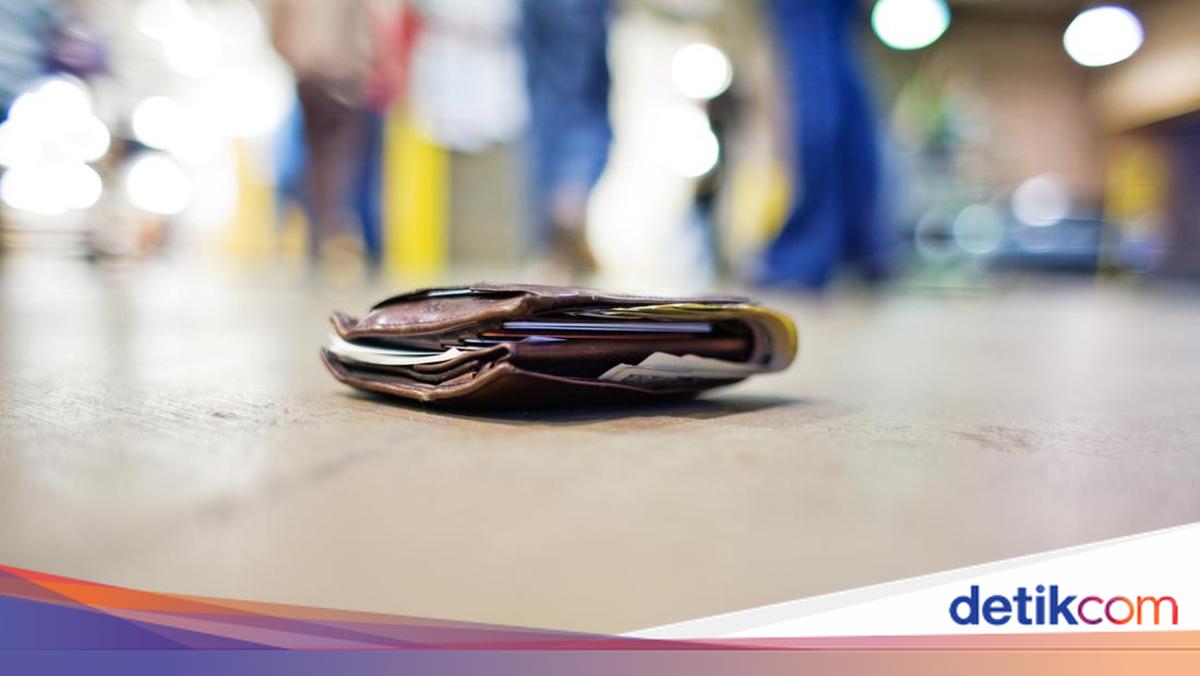 Bakul Siomai Sragen Temukan Dompet Lalu 'Palak' Pemilik Rp 1 Juta ...