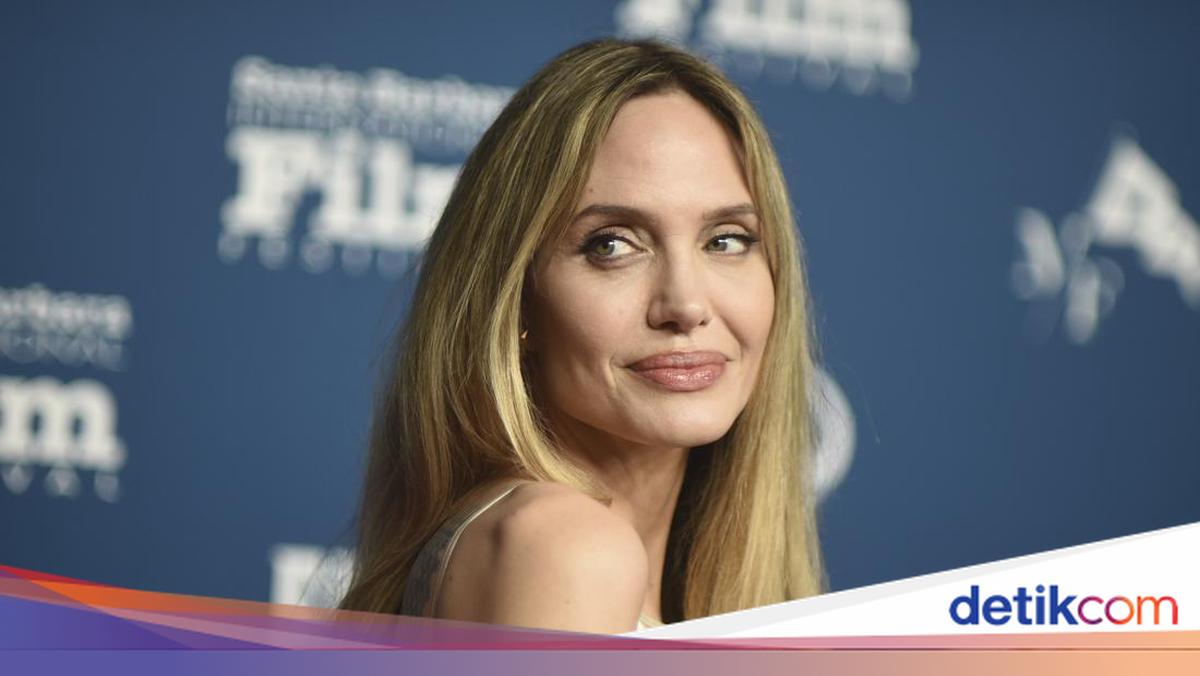 Angelina Jolie Buka-bukaan soal Mastektomi, Perlihatkan Bekas Operasi ...