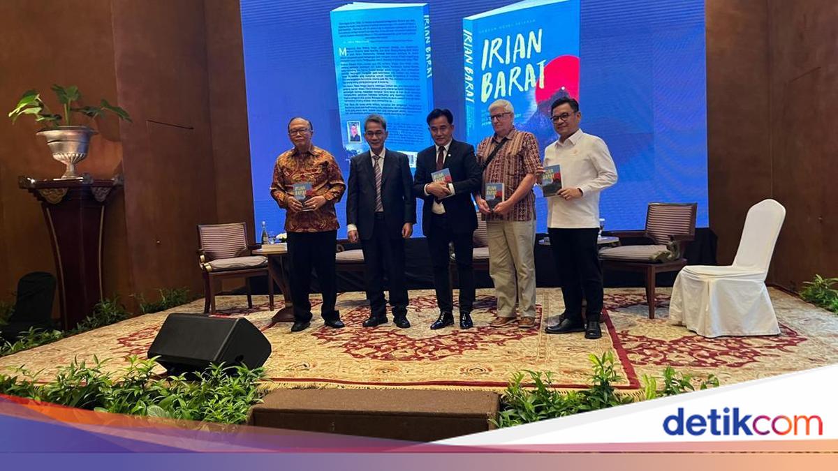 Yusron Ihza Rilis Novel 'Irian Barat: Bayang-bayang Intrik Global'