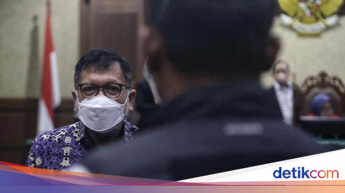Jaksa: Zarof Ricar Simpan Rp 915 M dan 51 Kg Emas Hasil Gratifikasi di ...