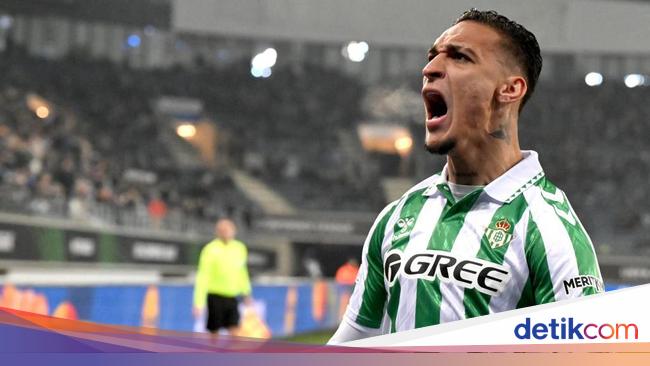 Cerita Antony yang Nyaris Berseragam Liverpool