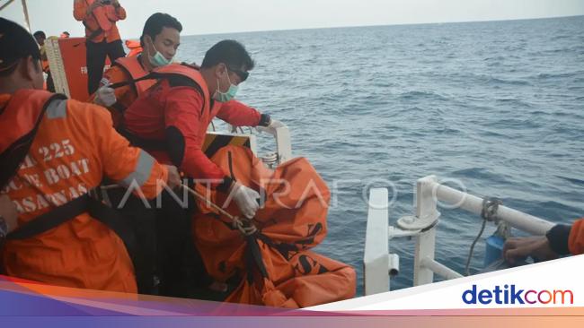 Tragedi KM Jabal Nur Sumenep 22 Penumpang Tewas Tenggelam 21 Hilang