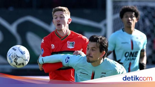 Tom Haye Masih Sabar Menunggu Klub Baru Meski Dikaitkan dengan Klub Liga 1