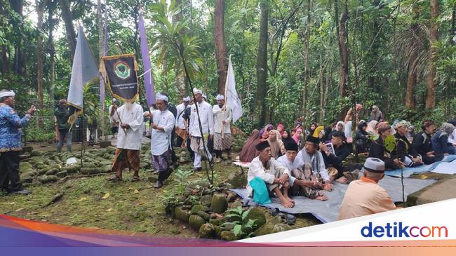 Melihat Tradisi Mapag Ramadan Ala Warga Ciamis di Gunung Jaha