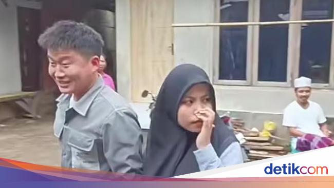 Pria China Siap Mualaf demi Menikahi Pujaan Hatinya di Lombok Barat