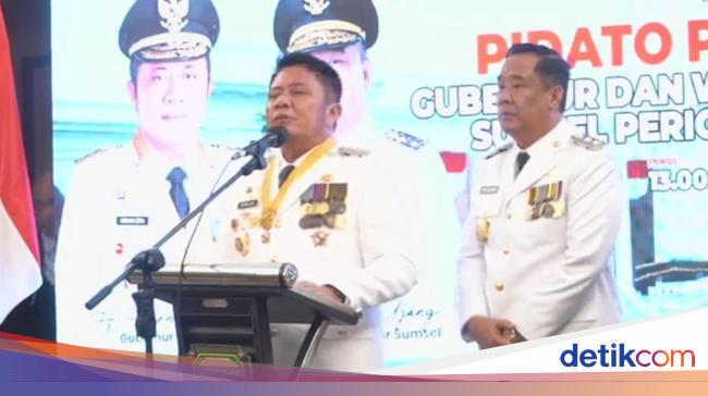 Pidato Perdana Herman Deru Usai Dilantik Presiden: Tidak Banyak yang Berubah