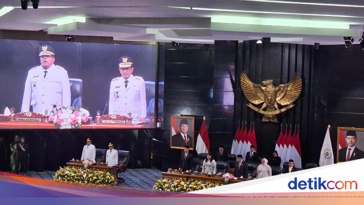 Rapur Perdana Pramono Diwarnai Interupsi PSI Harga Proyektor Rp 250 Juta