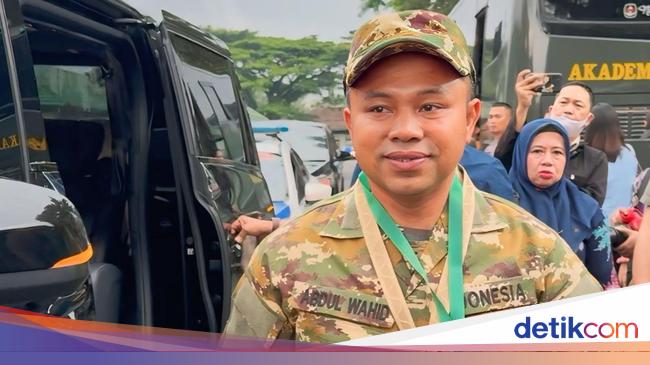 Gubernur Riau di Retret Kepala Daerah: Semua Hadir, Pelalawan Belum ...