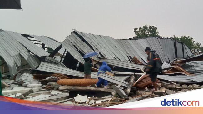 Angin Lisus Terpa Ceper Klaten, 1 Pabrik Briket Ambruk
