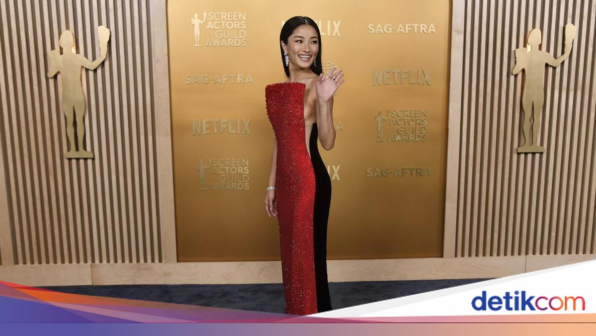 Foto: 10 Best Dressed di Red Carpet SAG Awards 2025, Siapa Terbaik?