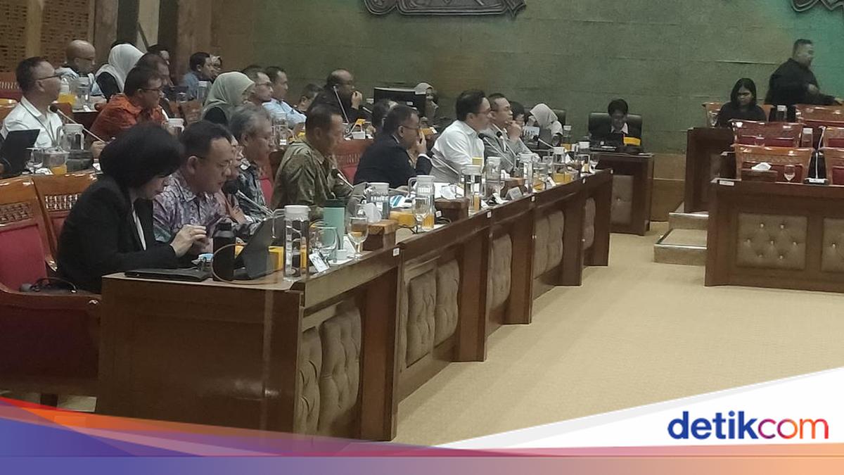 Bahas Anggaran, Rapat Perdana Komisi X dan Mendikti Brian Digelar Tertutup