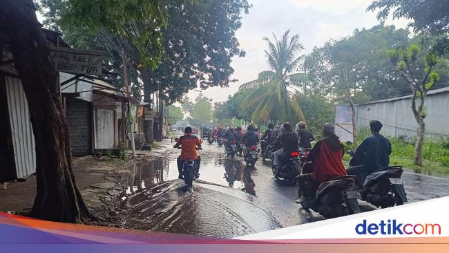 Banjir Luapan Kali Lamong di Gresik Mulai Surut