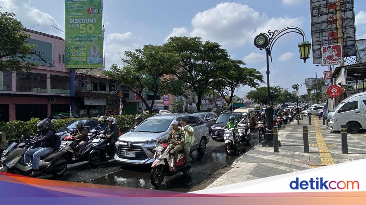 Kondisi Terkini Banjir di Jalan Margonda Depok, Lalin Arah Jaksel Macet