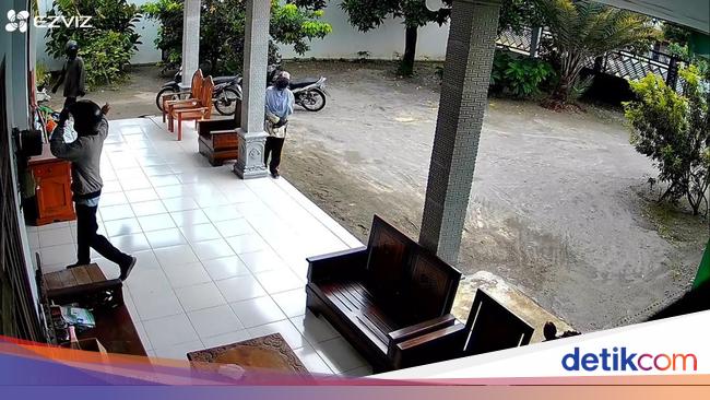 Viral Pengemis di Mojokerto Masuk Rumah Tanpa Izin dan Paksa Minta Uang