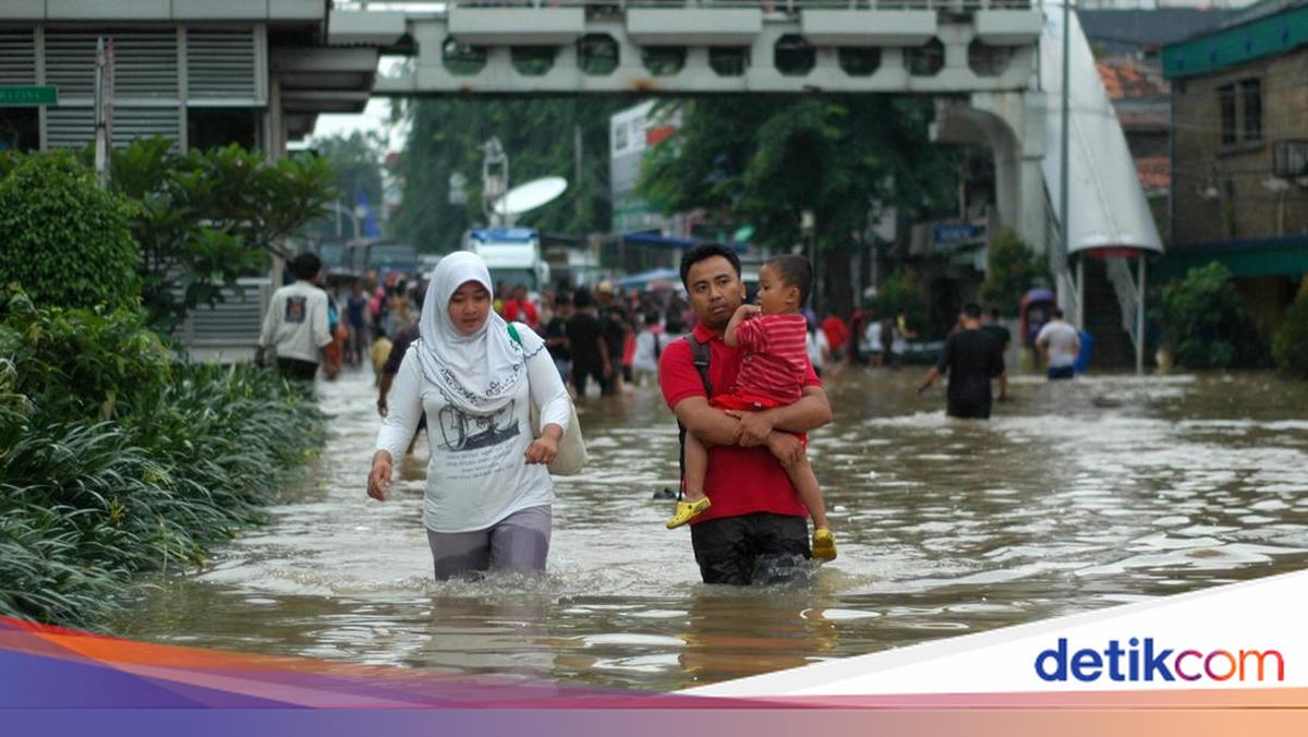 Doa agar Banjir Segera Surut dan Dihindarkan dari Musibah