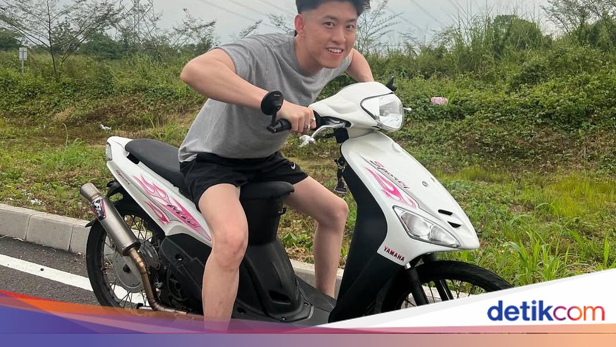 Rich Brian Naik Mio Karbu Modifikasi, Pakai Ban Cacing-Knalpot Brong