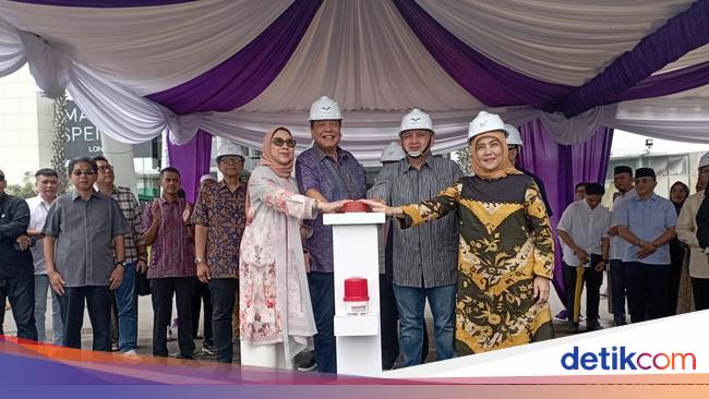 Chairul Tanjung Groundbreaking Pembangunan Masjid Agung Trans Studio ...