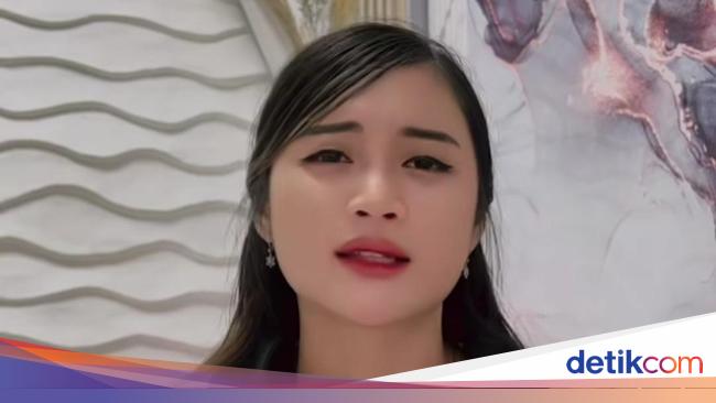 Pedangdut Mala Agatha Minta Maaf Soal 'Iclik Cinta' di Perpusnas Bung Karno