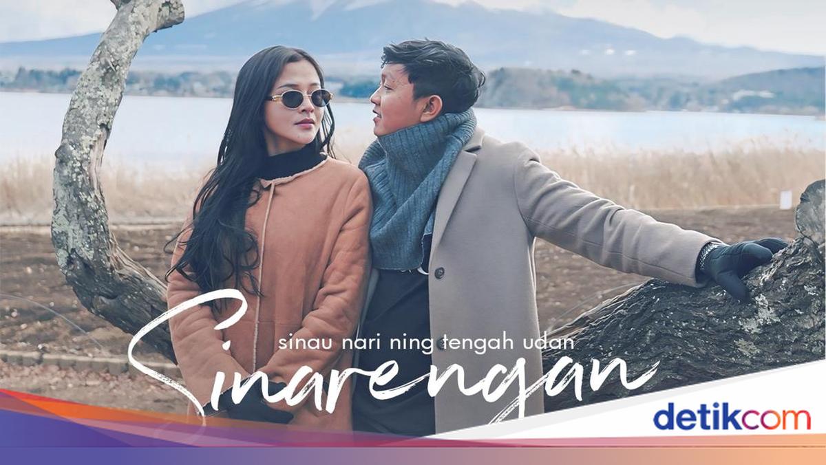 Bersama Istri, Denny Caknan Ungkap Makna Rumah Lewat Sinarengan