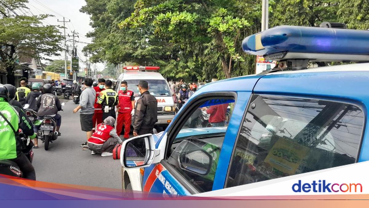 Tertabrak Mobil Usai Jatuh di Depan ISI Jogja, Pemotor Wanita Tewas