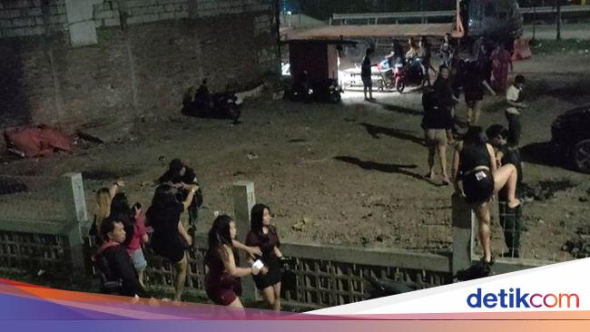 Momen Prostitusi di Gang Royal Digerebek Bikin Sejumlah PSK Lari Kocar ...