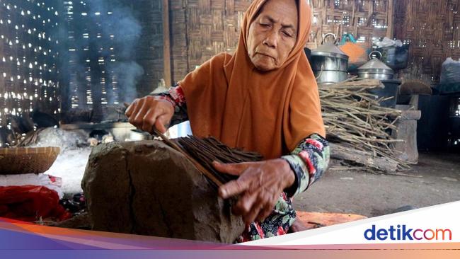 Ampo Cemilan Khas Tuban yang Terbuat dari Tanah Liat