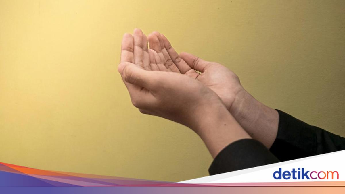 Doa Kamilin Pendek: Arab, Latin dan Artinya