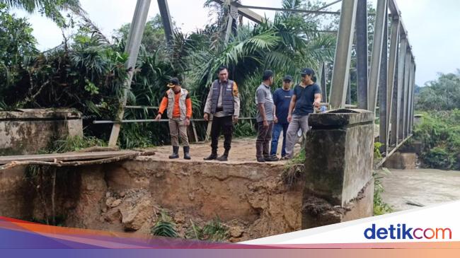 Jalan Penghubung Antar Desa di Kuansing Putus, Akses 4 Desa Terganggu