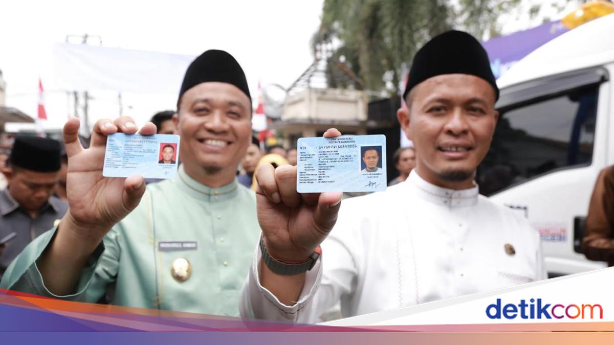 Cetak e-KTP Cukup 5 Menit, Walkot Pekanbaru Kenalkan Program Mobil AMAN