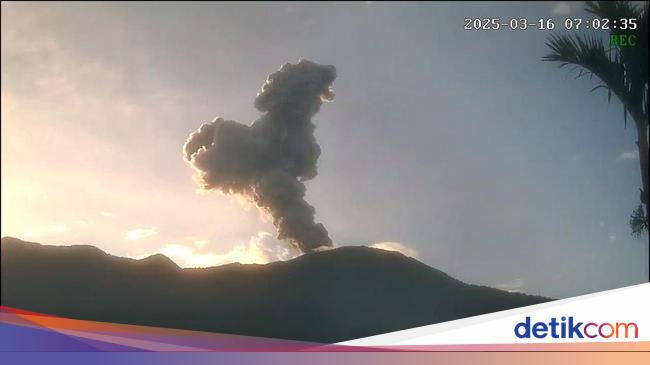 Gunung Marapi Erupsi Lagi, Kali Ini Semburkan Abu Vulkanik Setinggi 400 Meter