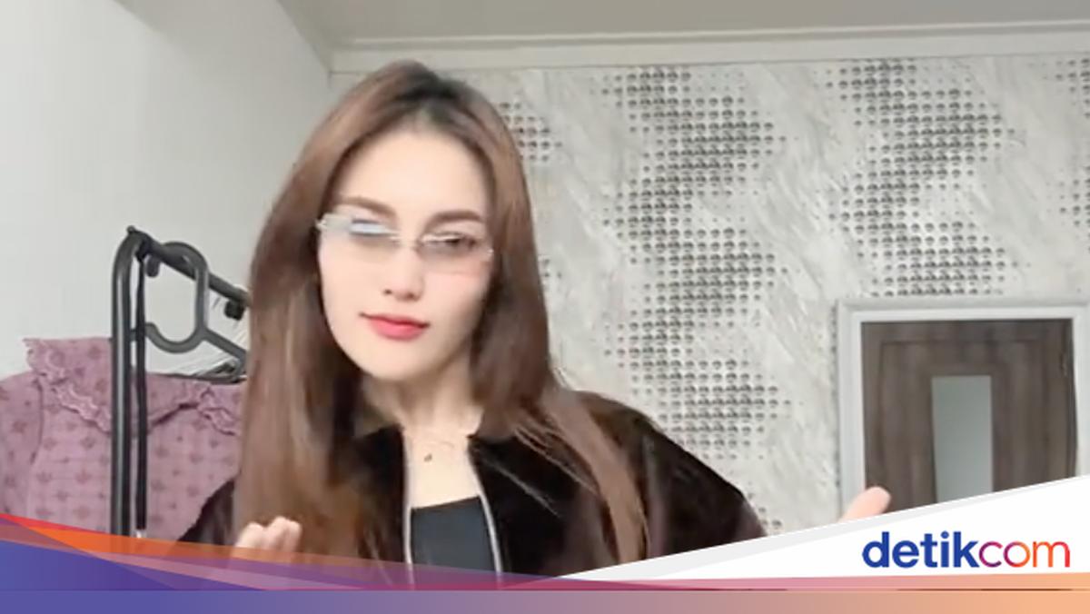 Gaya Ayu Ting Ting Ikut Dance Challenge, Viral Direpost Jennie BLACKPINK