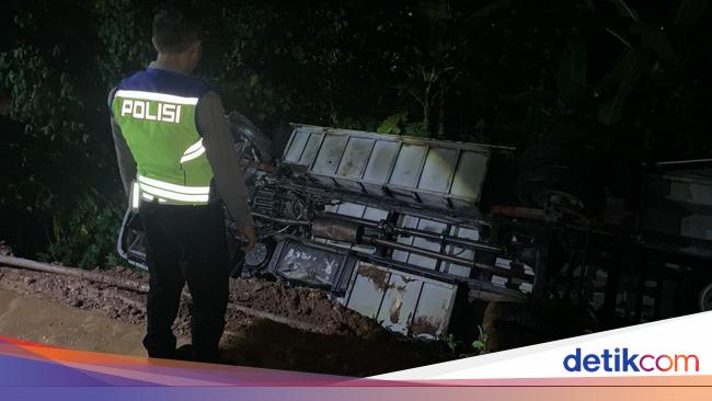 Dugaan Penyebab Bus Rombongan Pengajian Terguling Tewaskan 1 Orang di Wonogiri