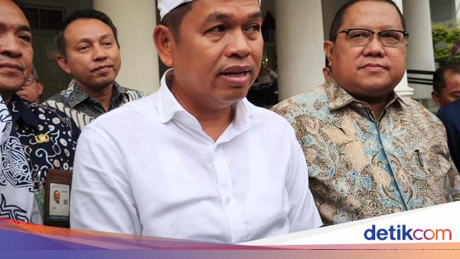 Dedi Mulyadi Soroti Macet di Pasar Cipanas gegara Angkot Ngetem-PKL