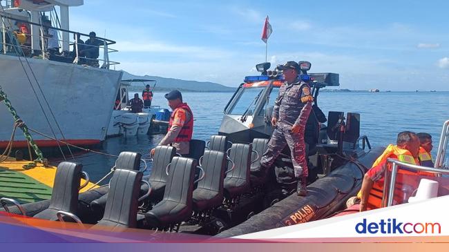 KMP Nusa Makmur Angkut 67 Penumpang Kandas di Perairan Buleleng