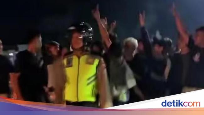 Takbir Keliling Pakai Sound Horeg Diingatkan Viral, Polisi Malah Dimaki-Didorong